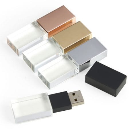 Pen drive de vidro personalizado em várias opções de cores